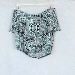 Wet Seal | Tops | Wet Seal Strapless Blueblack Pattern Top | Poshmark